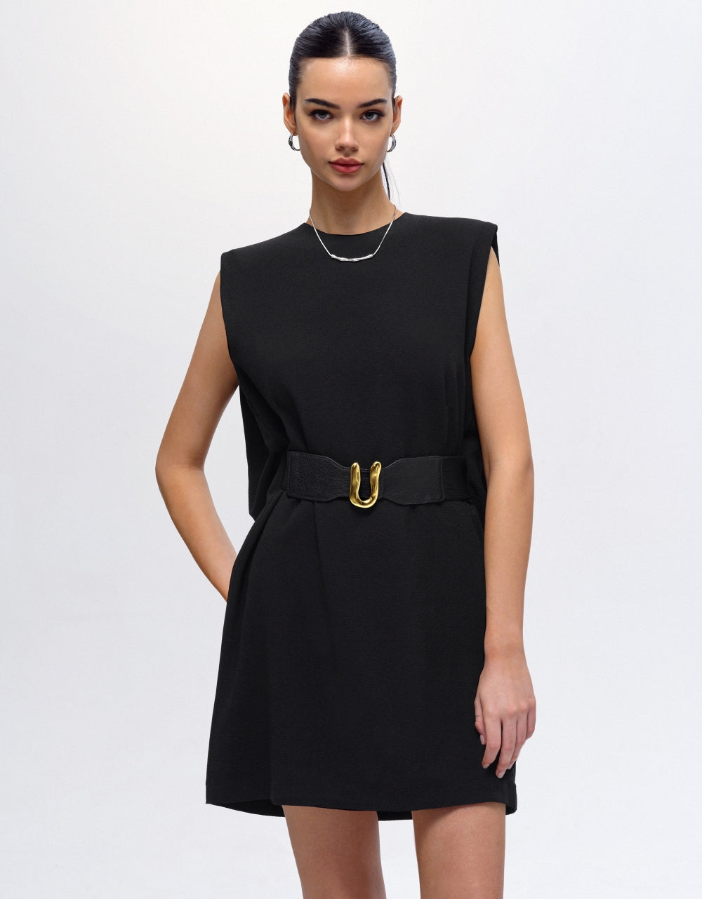 Wide Shoulder Dress – SaturdayClub Singapore